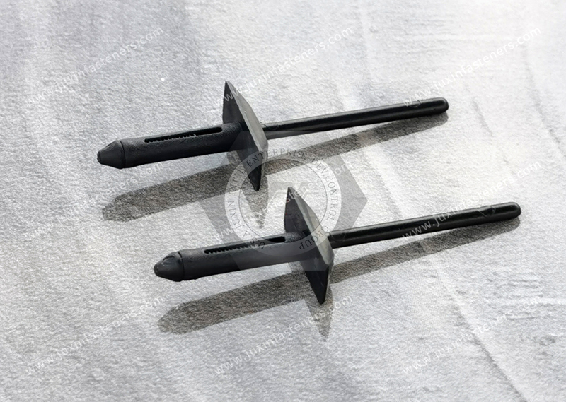 JX-13M01339 General Plastic Blind Rivet For Automotive Supplier