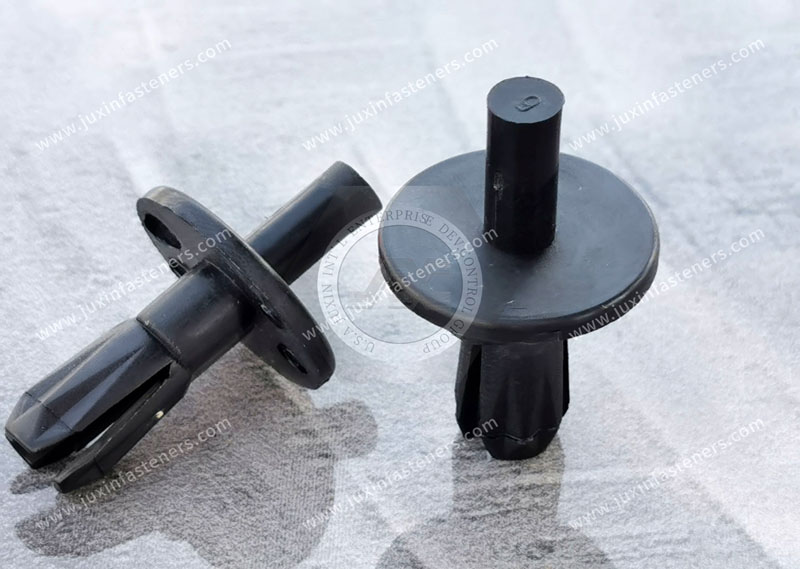 JX-13M11526 General Plastic Push Lock Rivets For Automotive Supplier