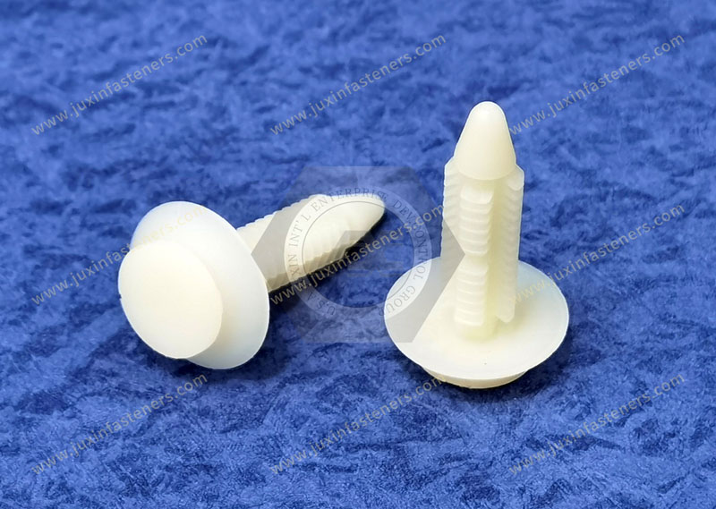 High Quality JX-13M05701 General Plastic Barbed Screw Rivets For Automotive